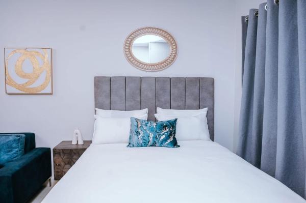 Lanekwa's - Botswana