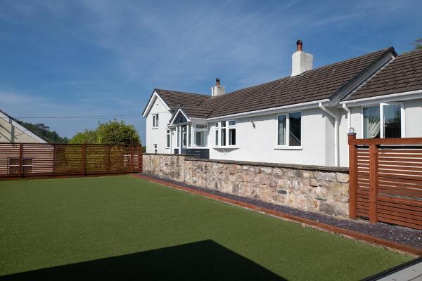 Pen Y Coed With Hot Tub And Sauna Surrounded By Countryside Views - Abergele