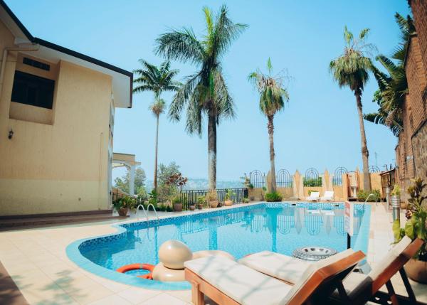 Eagle View Golf - Kigali