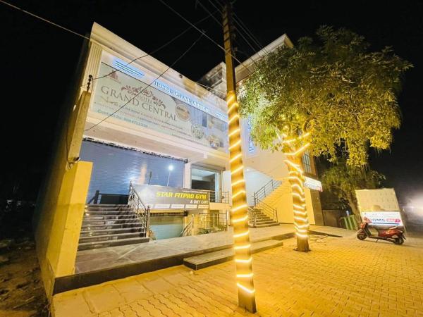Hotel Grand Central - Bulandshahr