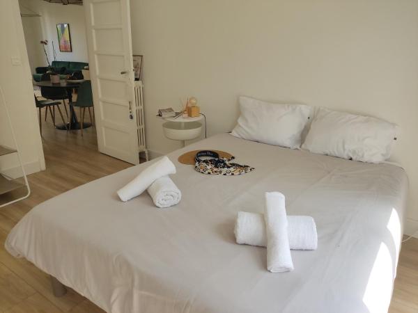 Two-bedroom Apartment In The City Center Aix-en-porvence - Wi-fi - Meyreuil