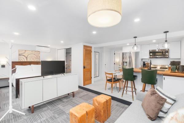 Sunnyside Studio On Green Lake - Edmonds, WA