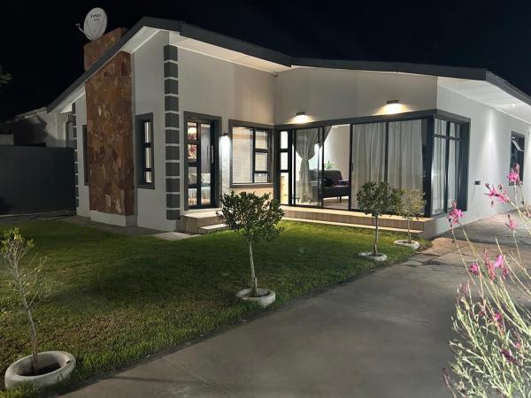 Villa Rosie - Beaufort West