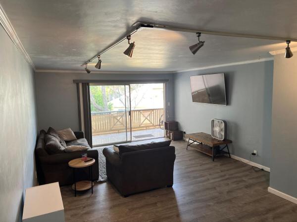 Sunny Condo Steps From Sand - San Diego, CA