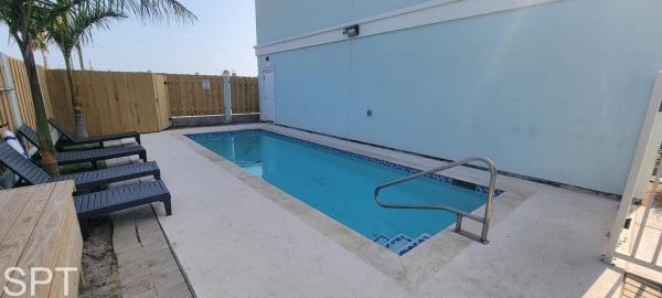 Villas De Laguna 3 Townhouse - South Padre Island
