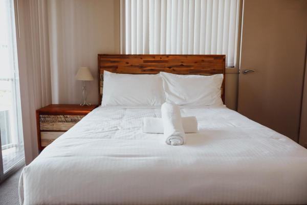 Seaspray 8 - Ljhooker Yamba - Yamba