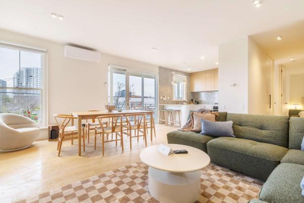 Stylish Spacious Apartment In Malvern - Ivanhoe