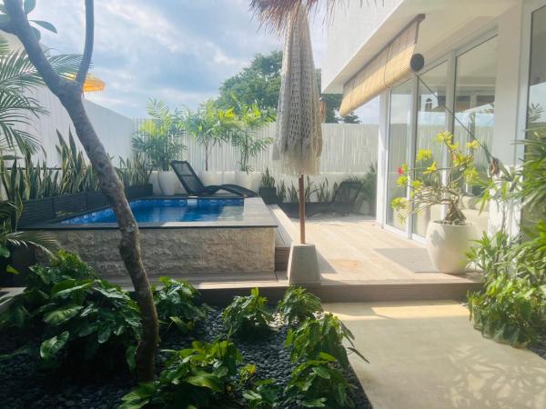 Paradise In Lembongan Awaits - Bali