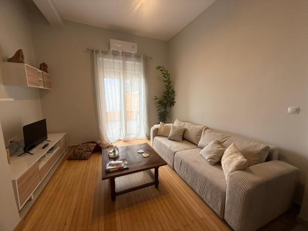 A Bright Flat With Garden, A Private Urban Oasis In Athens - Athens