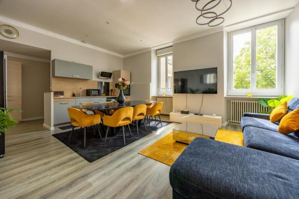 Spacieux Haussmannien Standing - Sauna - 7 Pers - Nantes Atlantique Airport (NTE)