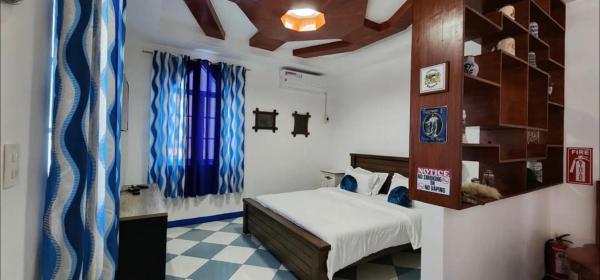 Couple Room In Bolinao's G-point Resort - Bolinao