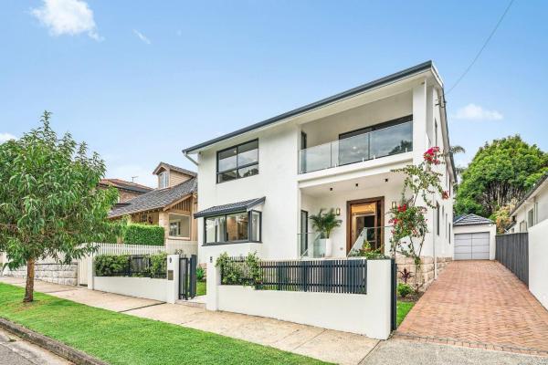 Sophisticated Family Retreat With Harbour Views In Prime Vaucluse - ボンダイ・ビーチ