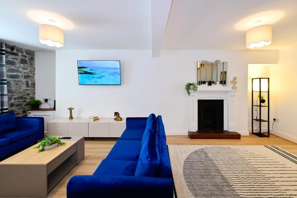 Cosy Mumbles Escape Fun & Relax - The Mumbles