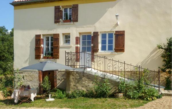 Largeteau Astronomer's House - La Châtaigneraie
