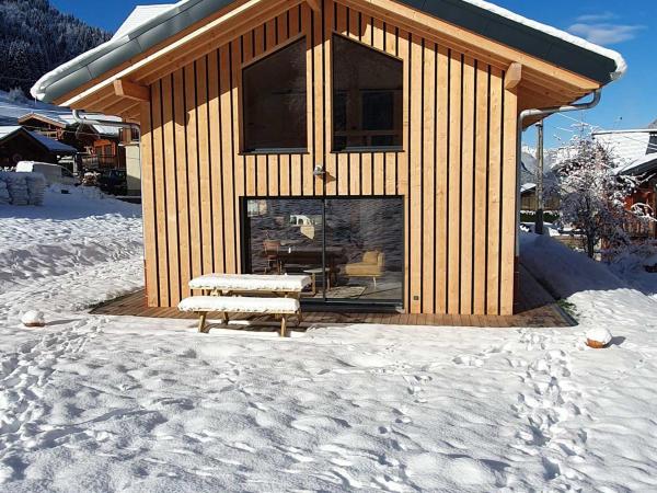 Chalet Neuf à Morzine : 4 Pers, 75m², Terrasse, Proche Centre, Wifi, Parking - Fr-1-524-113 - Morzine