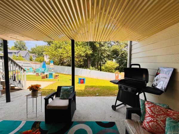 Basement Suite Bliss•firepit Nights & Comfort Stay - Georgia, GA