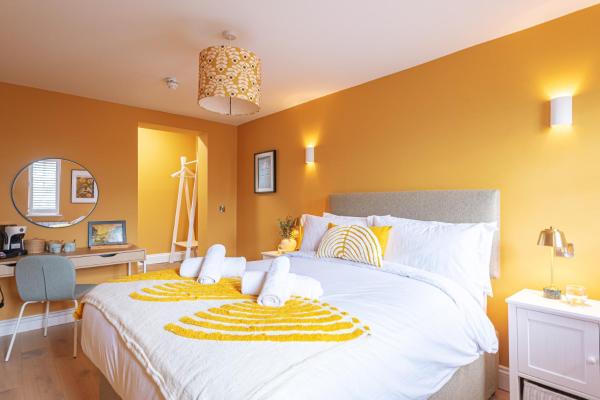 Central Whitchurch - Lowcross House Guest Bedroom 4 - 슈롭셔