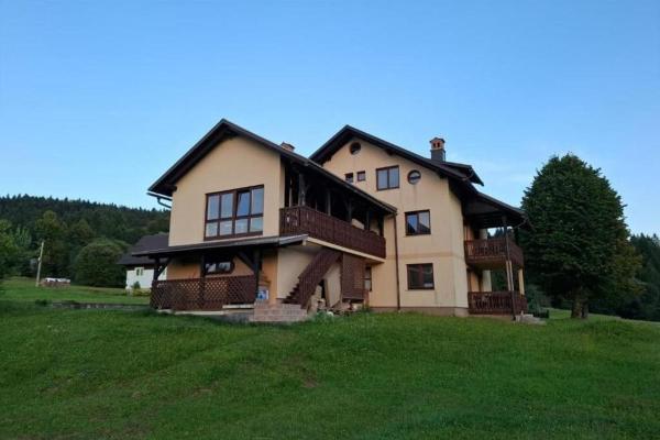 Apartments With Parking Space Trsce, Gorski Kotar - 24880 - Osilnica