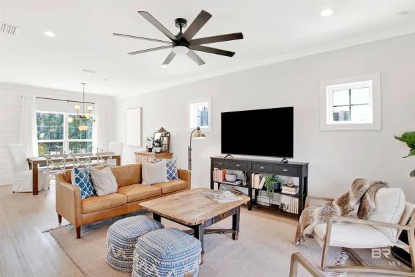Sunny Gulf Getaway 3bed 4bath, Pool, Walk To Beach - Foley, AL