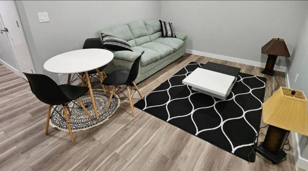 Guest Home Near Regina Airport Yqr - Saskatchewan