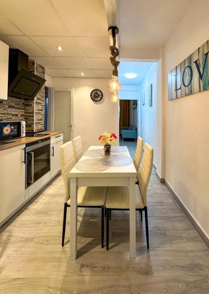 Calpe Apartamento Casco Antiguo Reformado Wifi Parking Aire Acondicionado Patio Barbacoa Y Balcon Welcome Cycling Teams - Benissa
