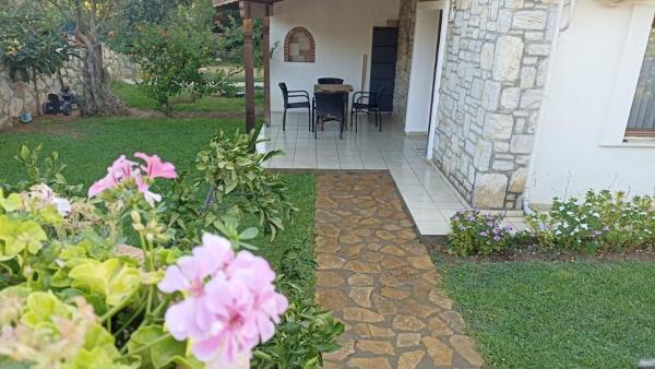 Plaja 10 Dk , Bahçeli, Huzurlu Tatil Evi - Datça