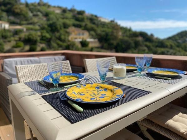 Beautiful 3-rooms Apartment With Terrace - Sainte-Maxime