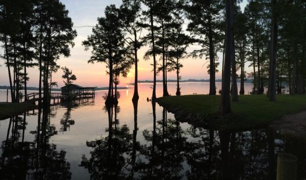 The Dock House - Caddo lake