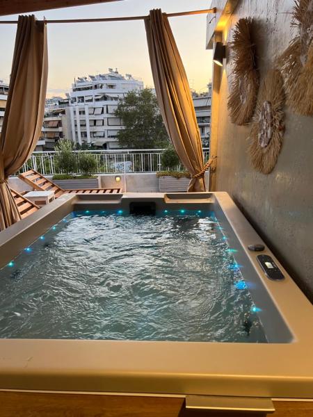 Athens Breathtaking Penthouse With Spa 5' To Metro - Ано-Льосия