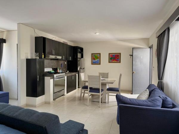 Alojamiento A Pocas Calles De La Playa - Mazatlán