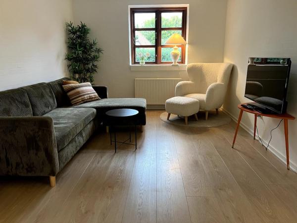 Cozy House With Garden - Odense