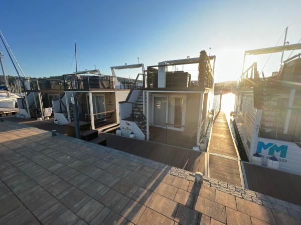 Floating Sea House Aurora - Izola