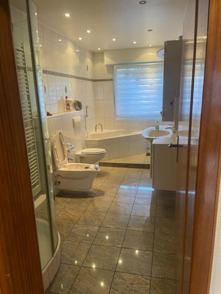Great Apartment Near Messe & Airport With Terrase, Garden & Parking - Cologne