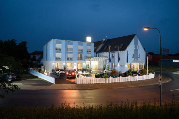 Hotel Restaurant Vater Rhein - Kandel