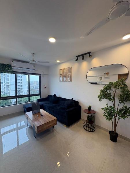 Lively 2bhk Apartment - Mumbai