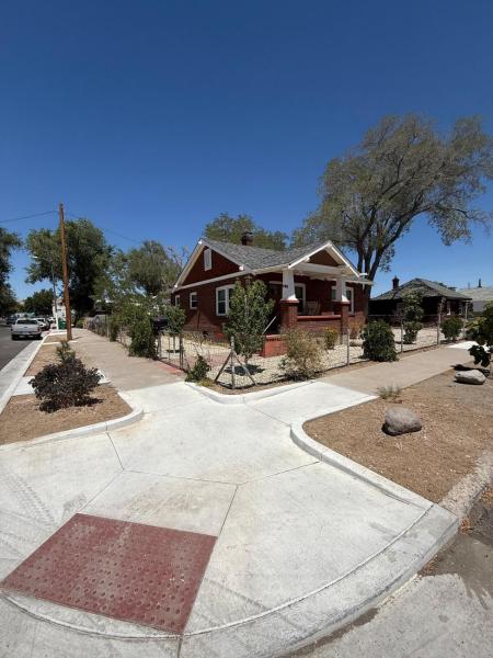 Brick Bungalow 1 Block To I80 Charmingly Renovated - Sparks