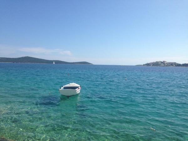 Holiday Home - Apartment Carmen - Dalmatia
