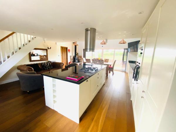 The Parlour - Tarporley