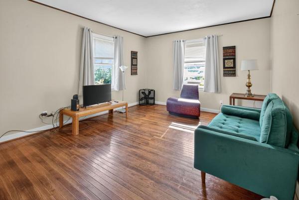 Quiet Room Near Rochester Hospital - Rochester, NY