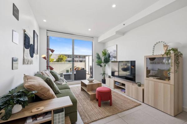 Family Penthouse Apt Lvl 13 With 2 Carparks At Airport - Carlton