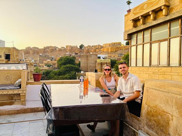 Desert Cow Guesthouse - Opp Fort - Jaisalmer