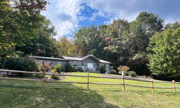 Bear Creek Ridge - New River State Park, Laurel Springs