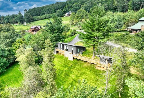 Enchanted Escape - West Jefferson, NC