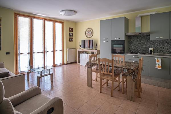 Stella Apartment - Lasnigo