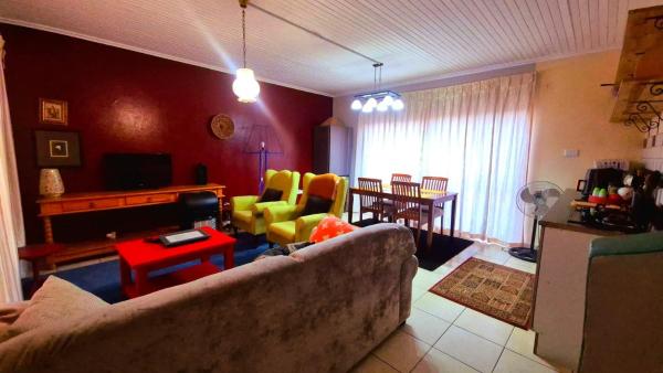 The Cozy 2 Bedroom Apartment - Krugersdorp