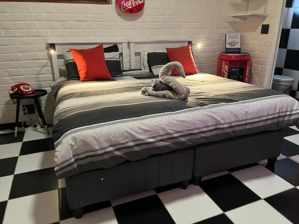 The Cola Cabana - Goodwood