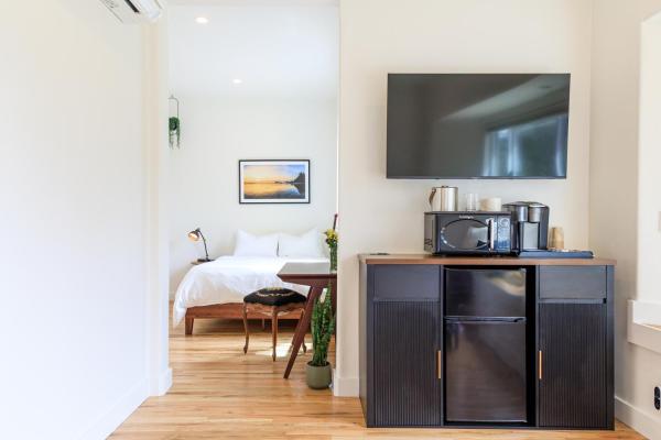 The Historic Schoolhouse Inn - Trinidad, CA