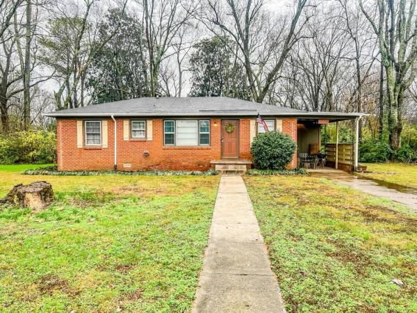 Boswell Bungalow 2 - Huntsville, AL
