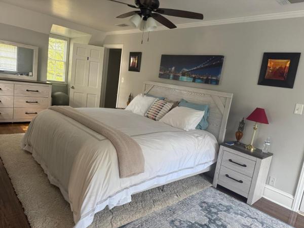 Pamóyo - Albany, GA
