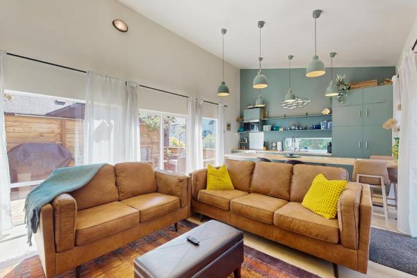 The Island Quarters - Bainbridge Island, WA